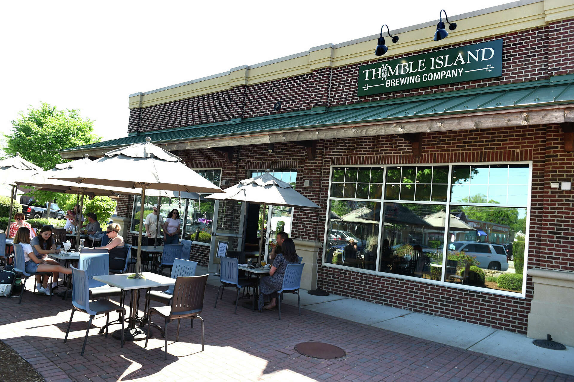 New Thimble Island Brewery and Brew Pub opens in Old Saybrook