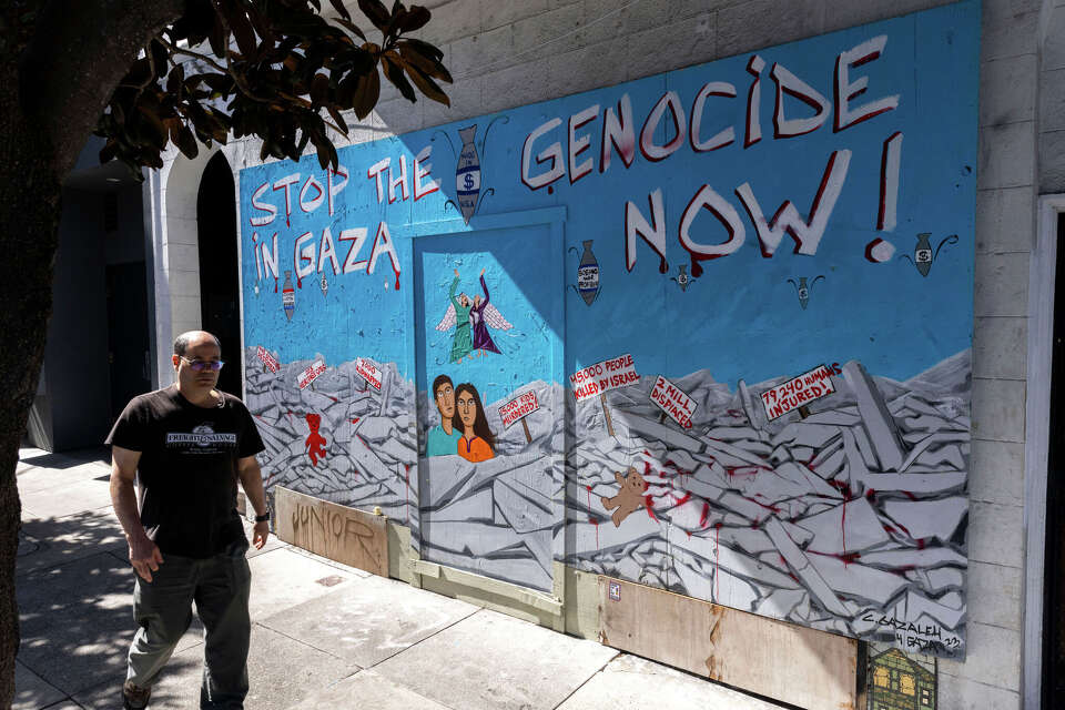 SF artist won’t give up on his pro-Palestine murals that get defaced