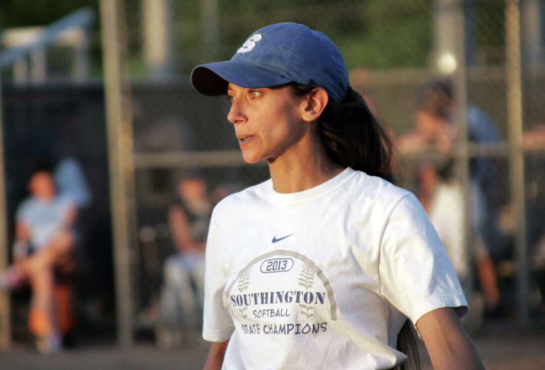 Davina Hernandez steps down as Southington softball coach
