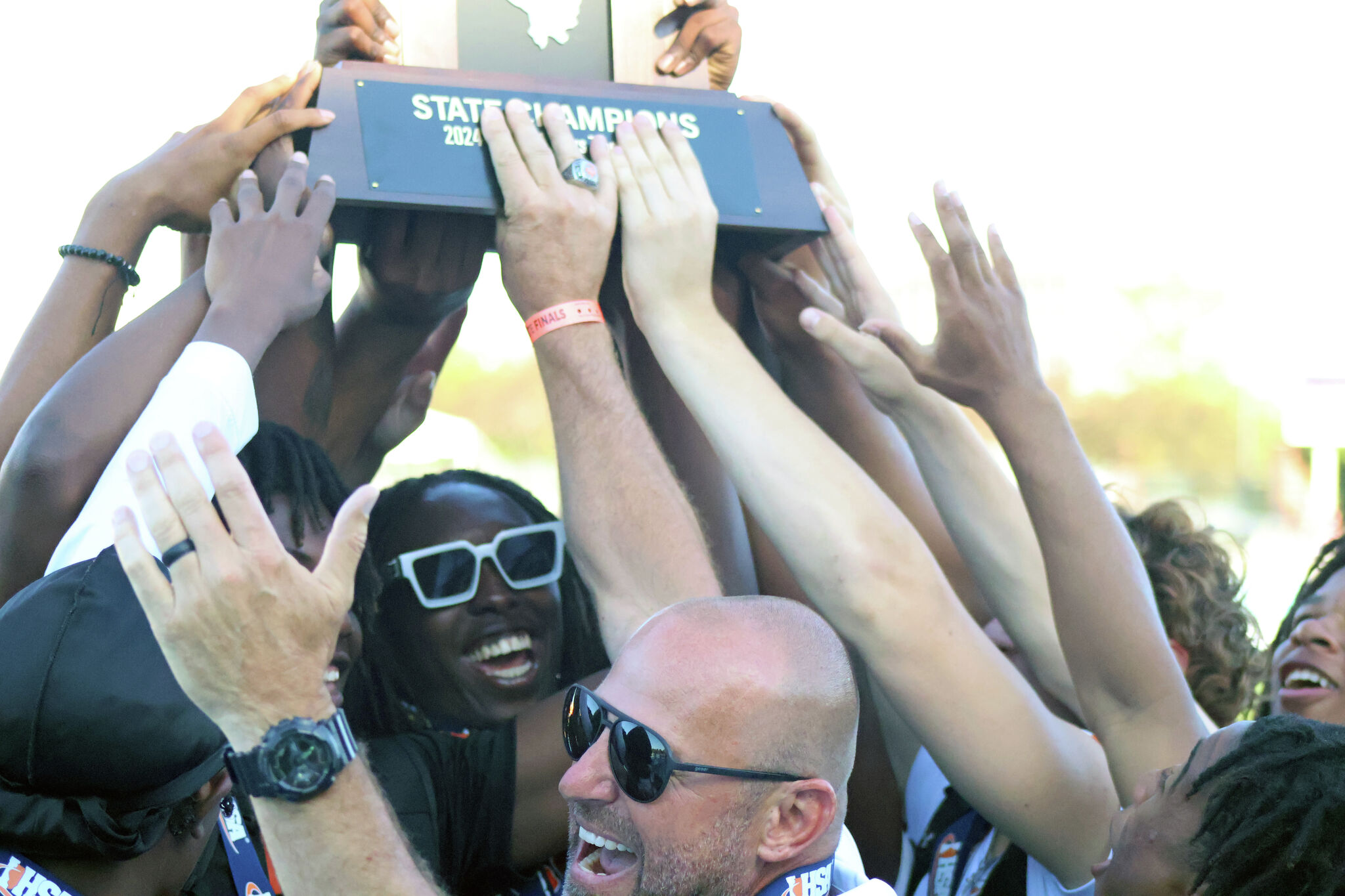 Edwardsville claims third 3A state championship in two-way tie