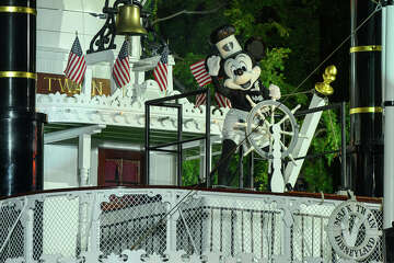 A year after a fire, Disneyland’s Fantasmic returns without dragon