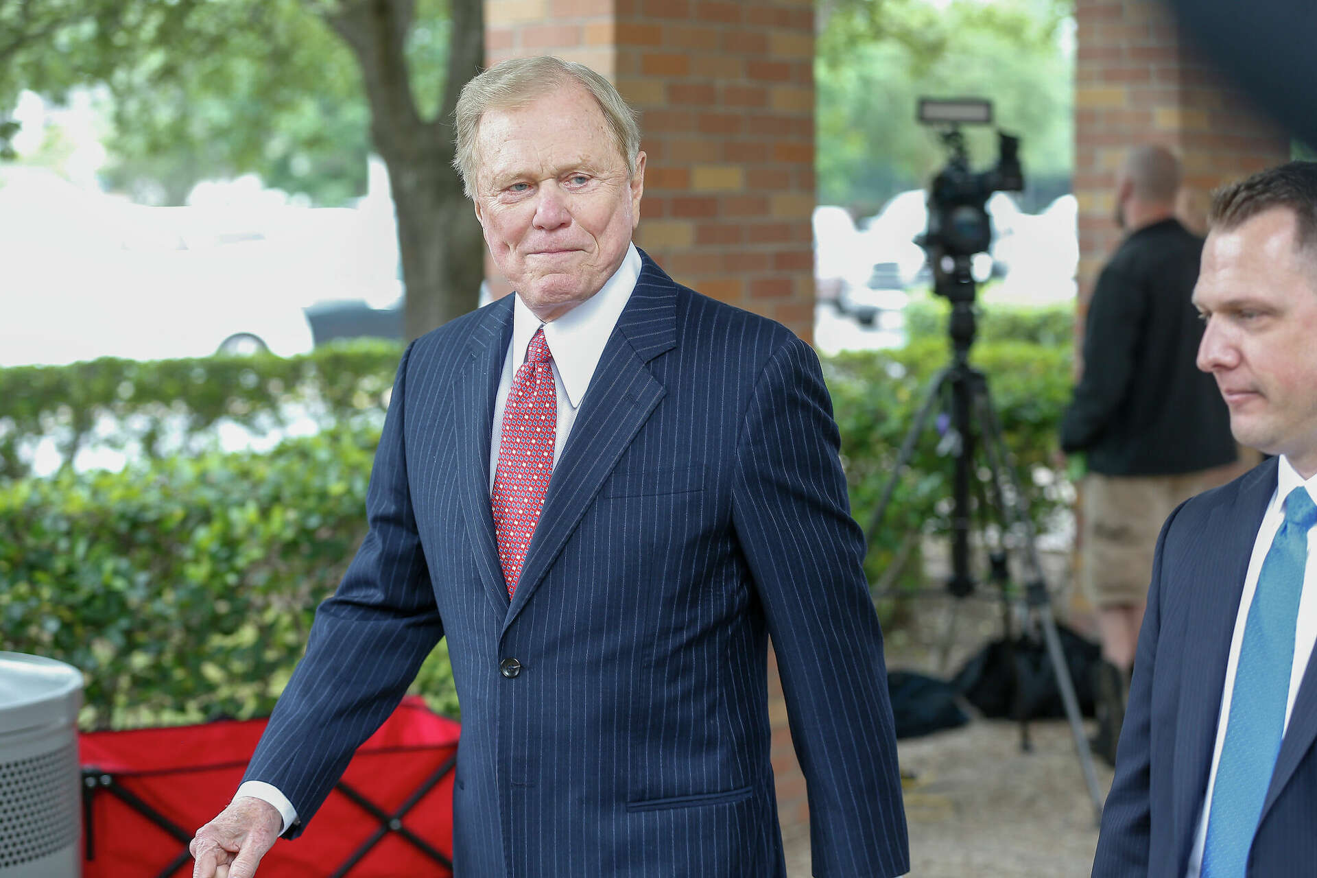 Ed Young resigns as senior pastor of Houston's Second Baptist Church