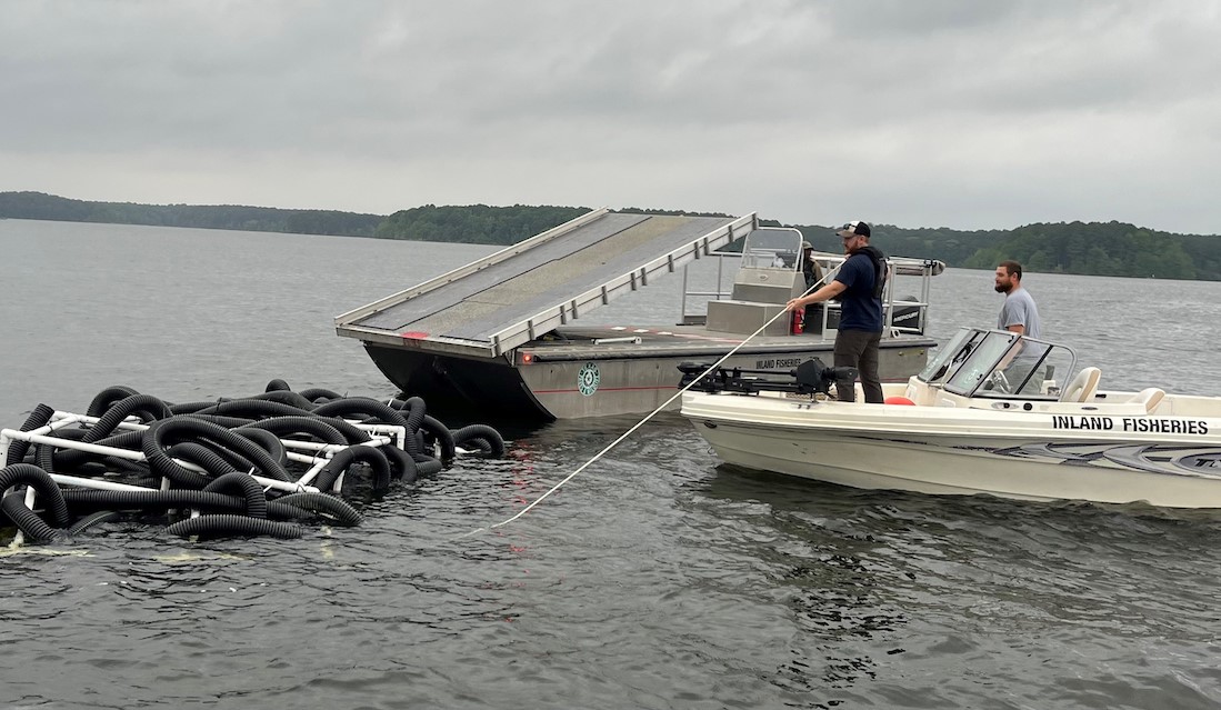 Fish hotels: Artificial structures make sweet fishing spots in Texas