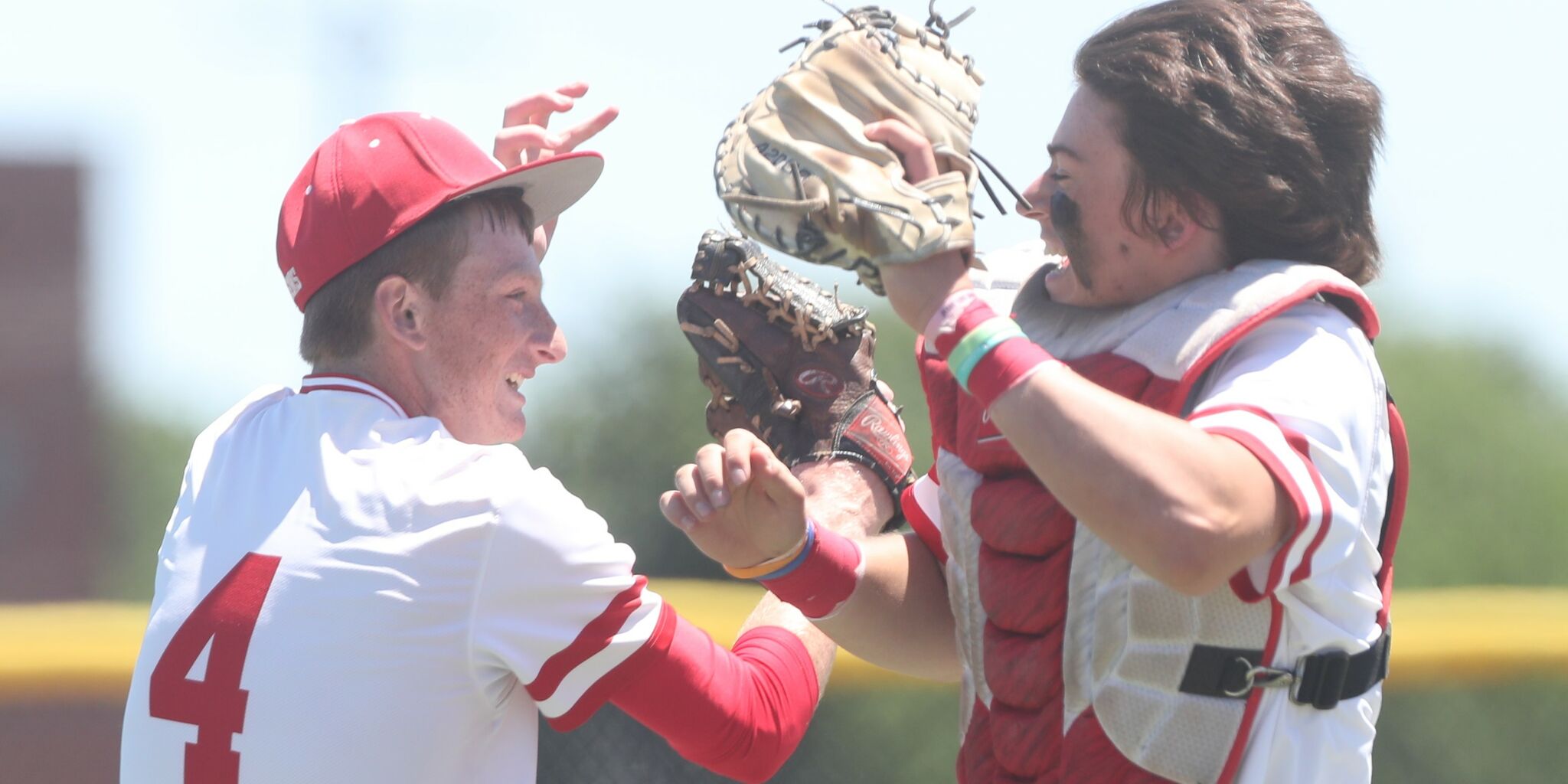 Hayden Hicks leads Jacksonville to regional title win