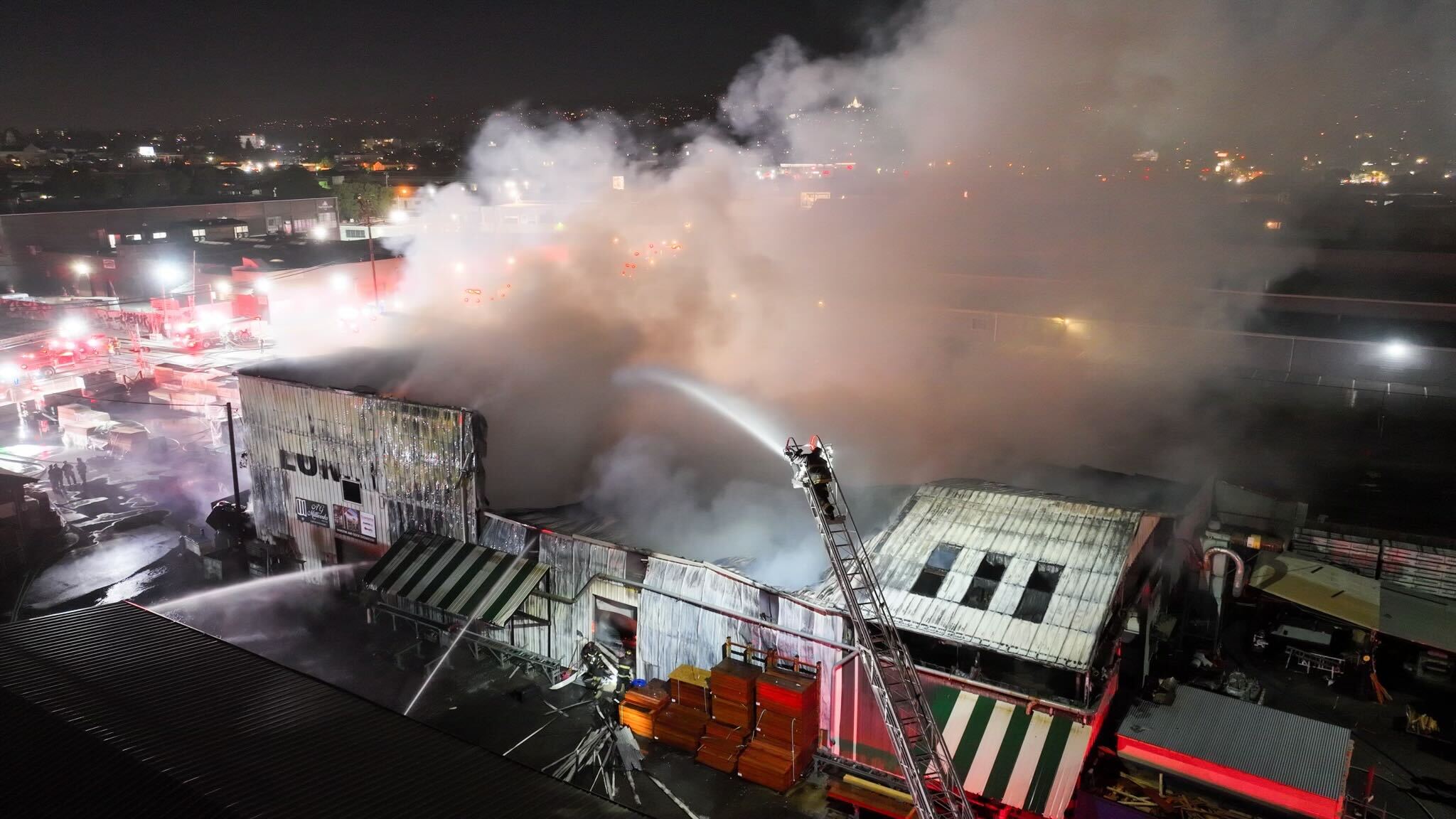 Massive fire contained at Oakland lumberyard — ‘hot spots’ remain