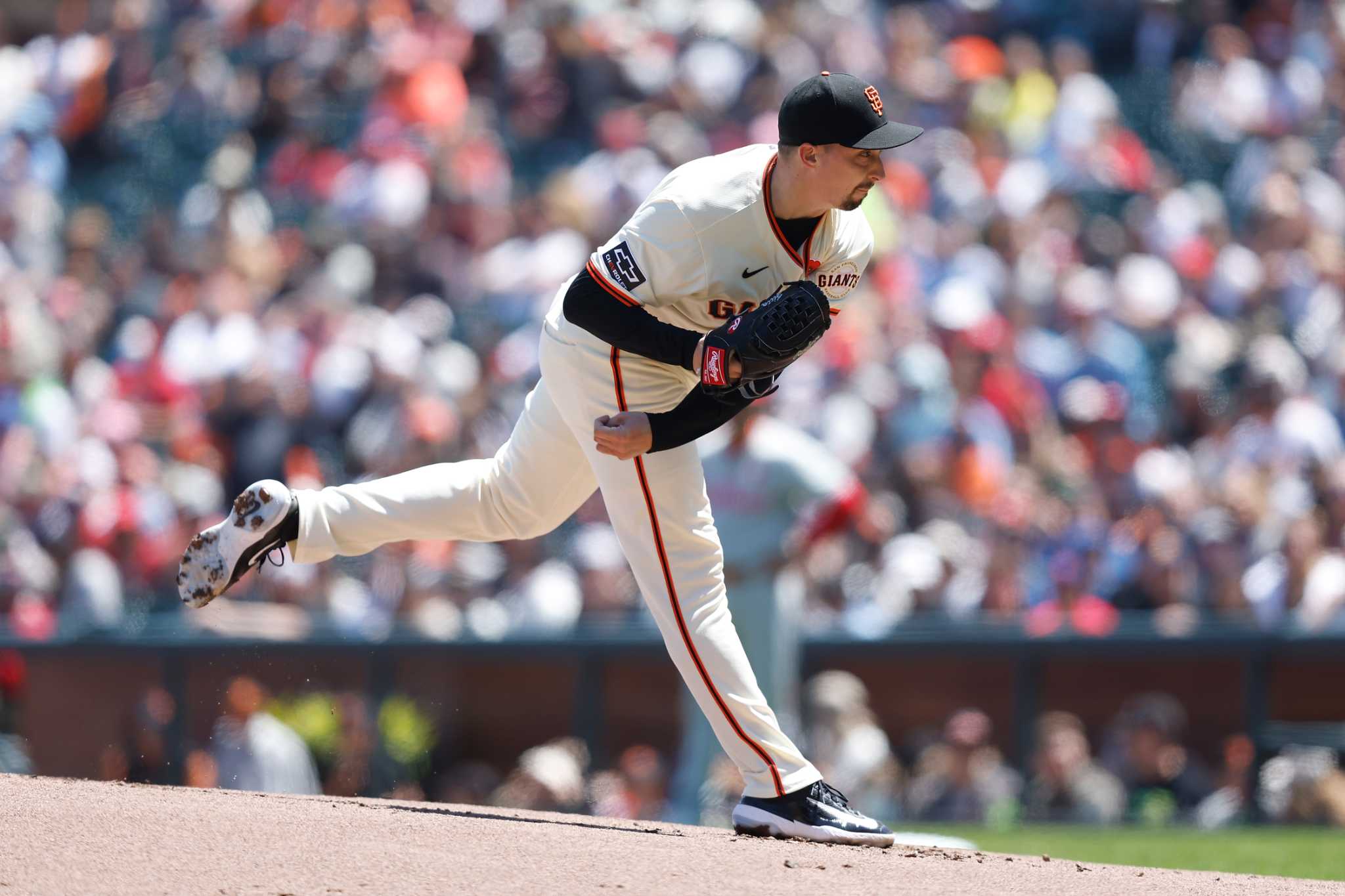 Blake Snell makes progress as Giants beat MLB-best Phillies 8-4