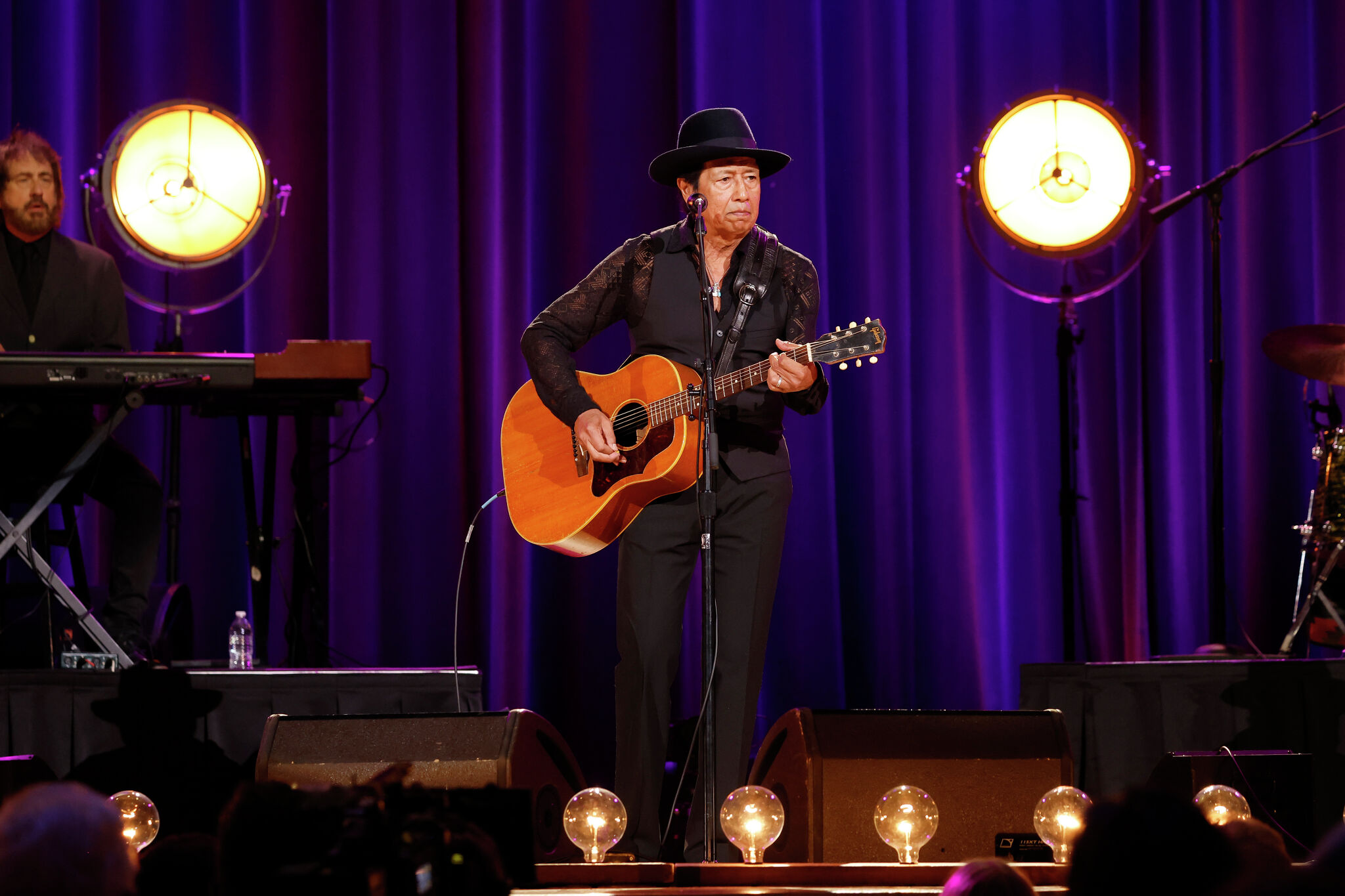 Alejandro Escovedo bringing old and new sounds to Stable Hall
