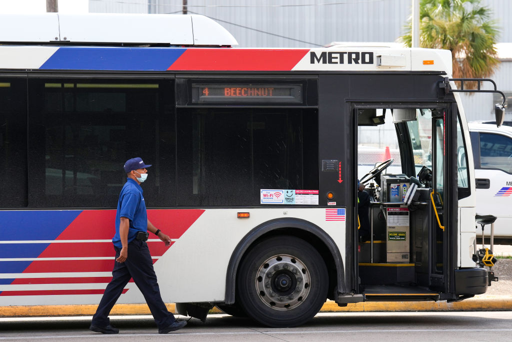 Houston leaders plead to keep bus rapid line alive