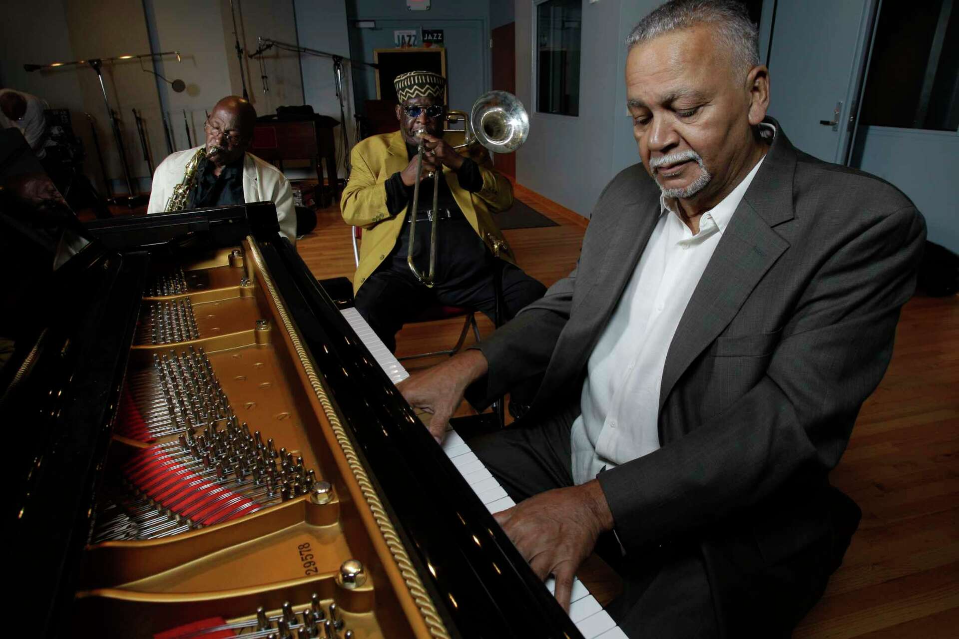 Crusaders drummer performs Houston concert for jazz legend Joe Sample