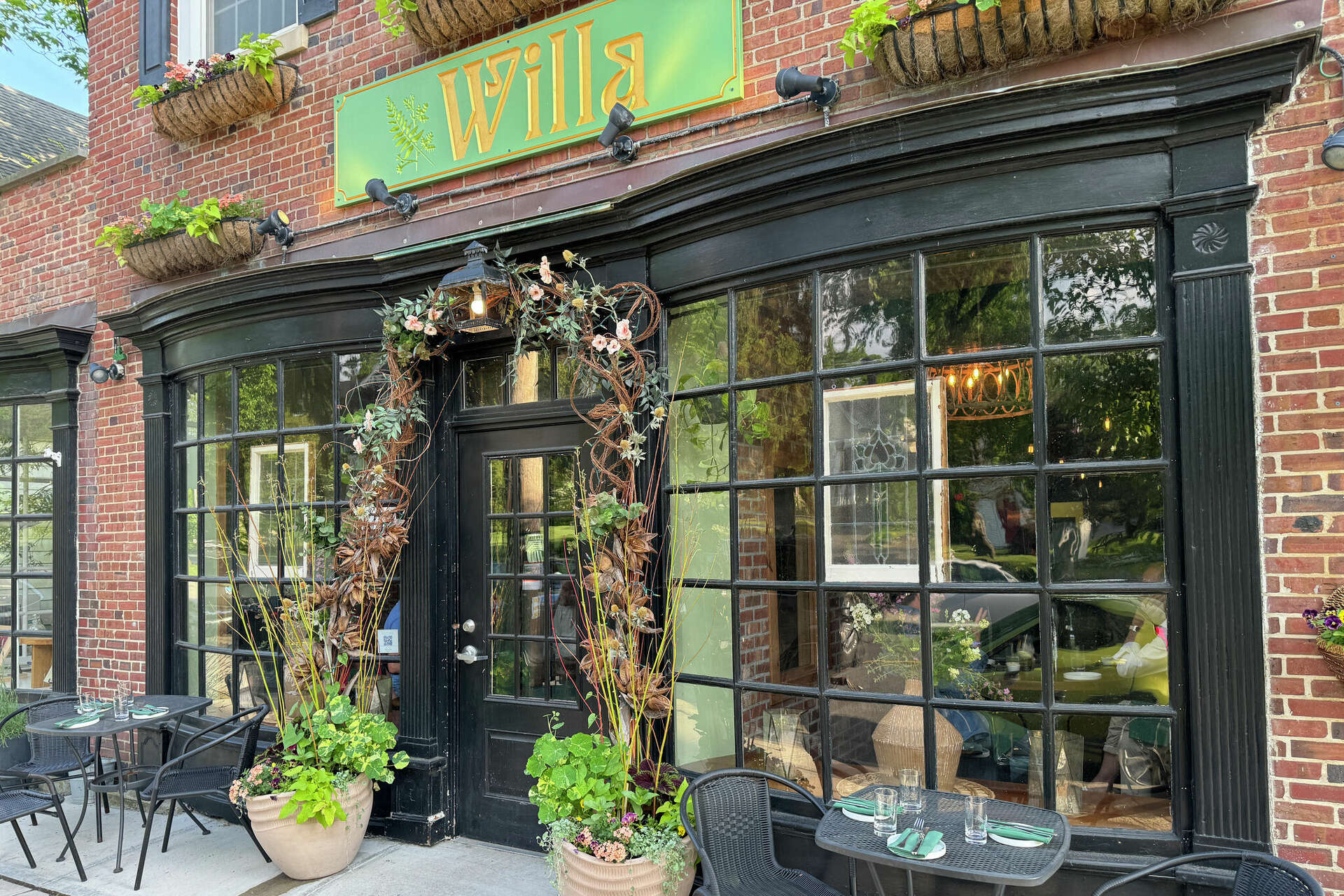 Willa restaurant review: Millerton bar offers seasonal dining