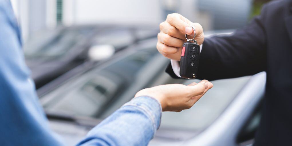 Trading In Your Car vs. Selling It Yourself