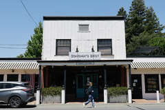 Mystery of unraveling Wine Country empire: Bad business or scam?