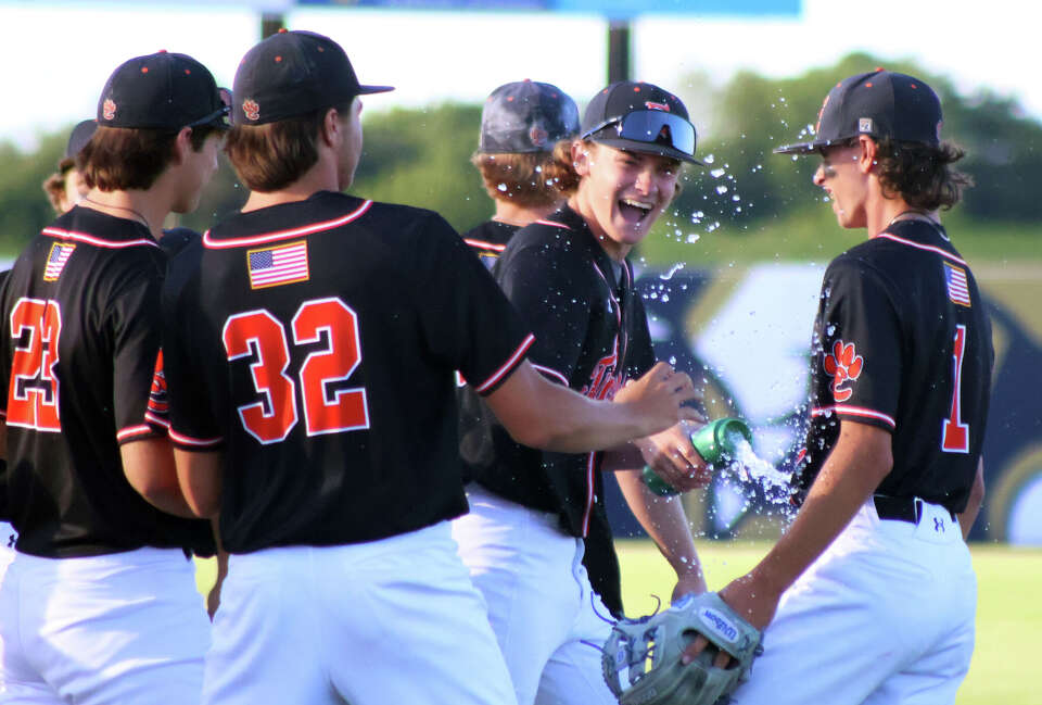 Milburn’s 105 pitches lead Tigers past Redbirds, into sectional finals