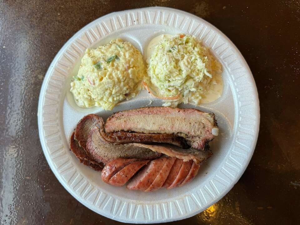 New Braunfels' Granzin's serves budget-barbecue at award quality