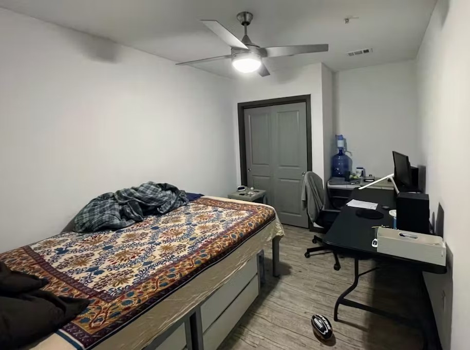 Austin banned windowless bedrooms. Houston should too.