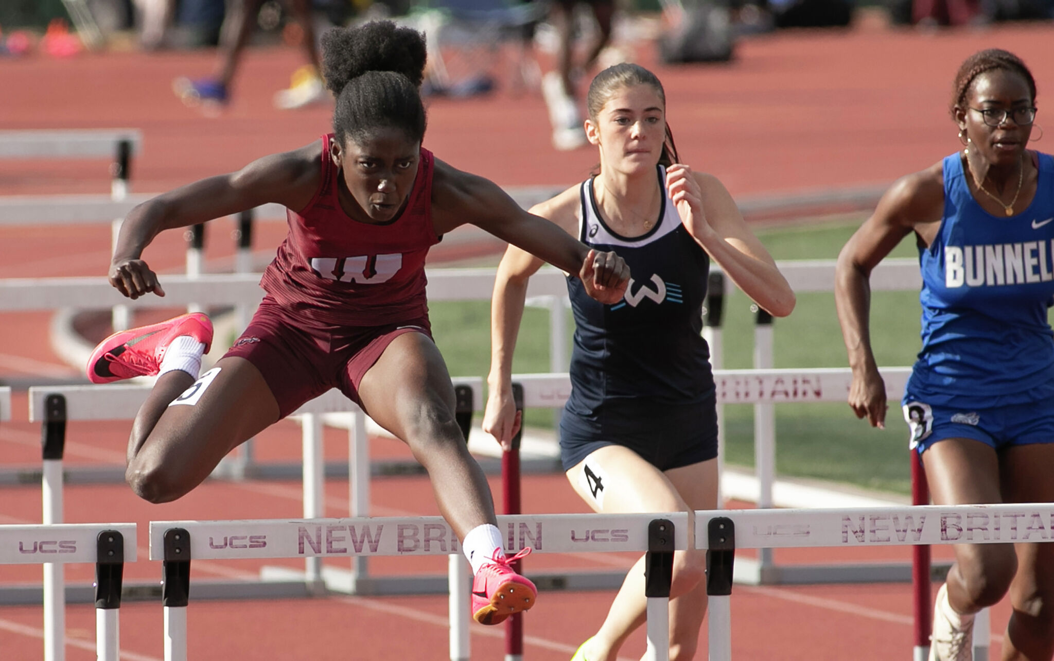 Xavier wins close one for Class L boys title, Windsor earns girls titl