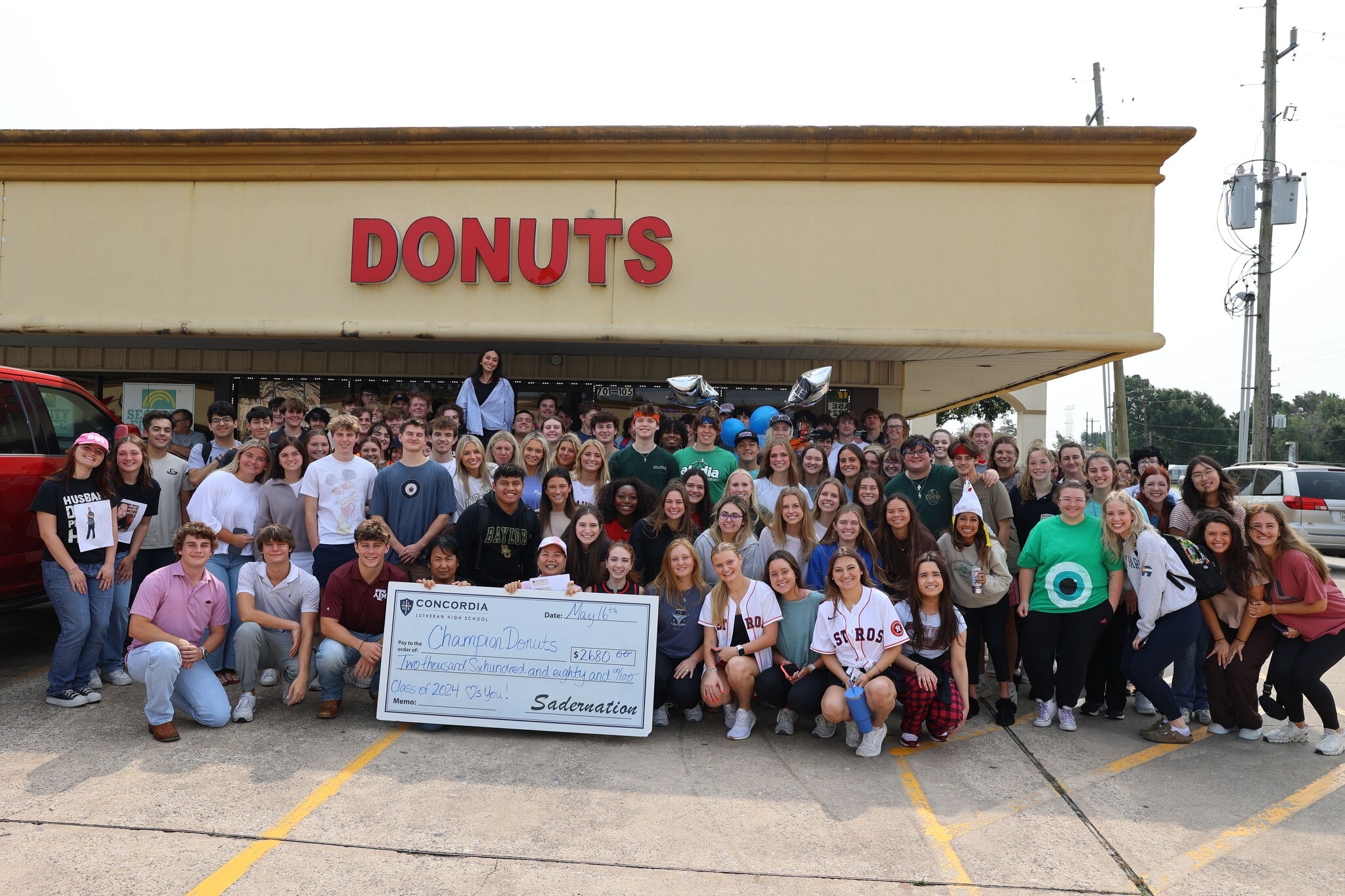 Tomball high school students senior prank leads to $3,000 gift