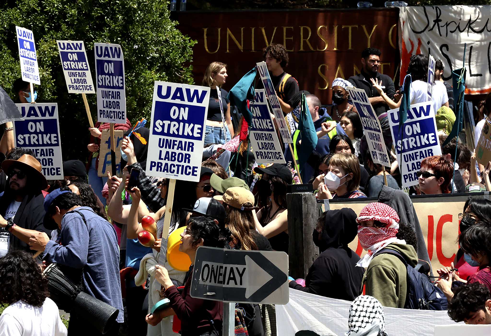 UC asks California to force a halt to expanding student-worker strike