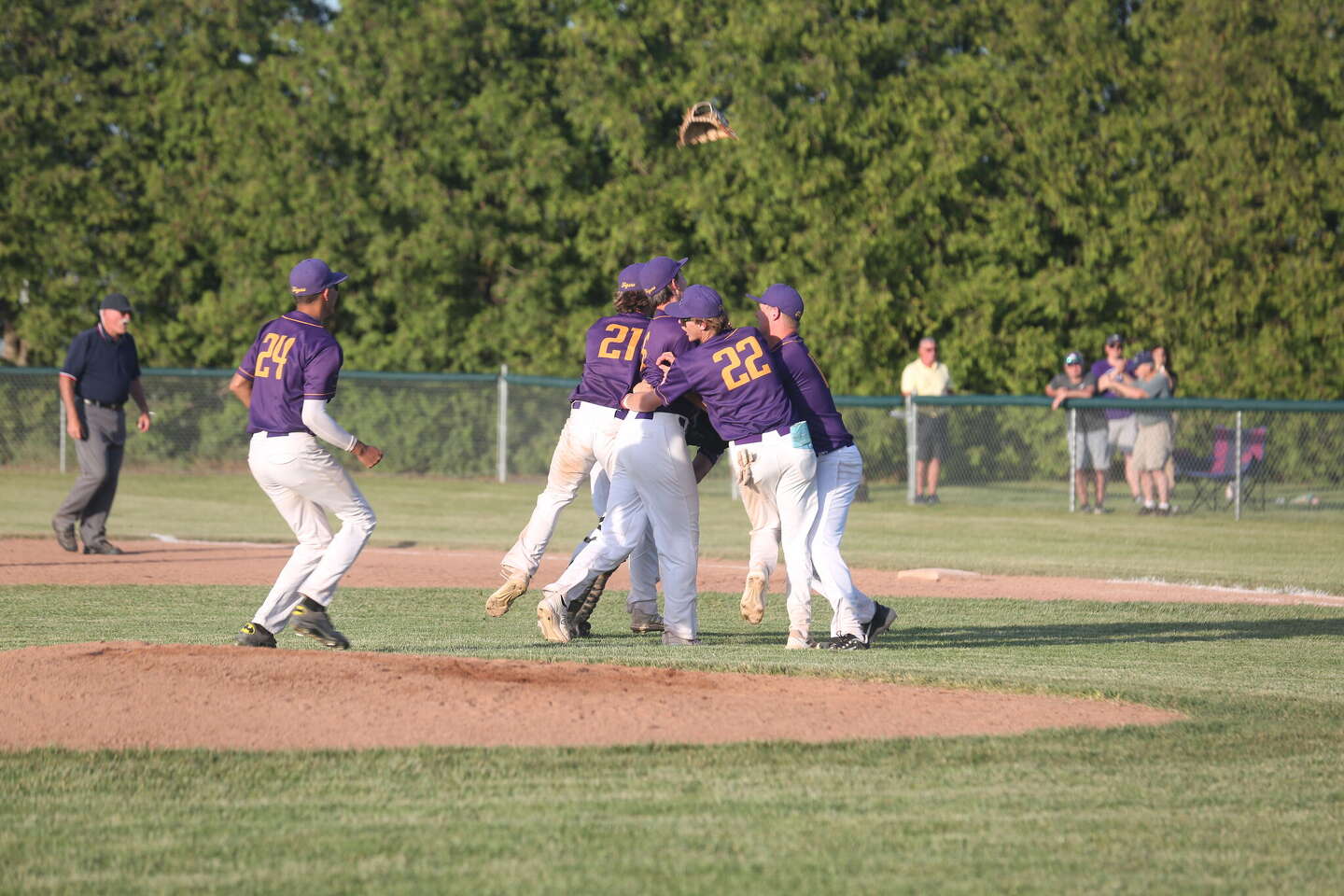 Elkton-Pigeon-Bay Port Laker baseball falls to Caro in district final
