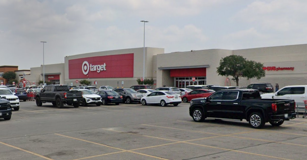 Laredo PD: Woman stole cosmetics, infant's clothing from Target