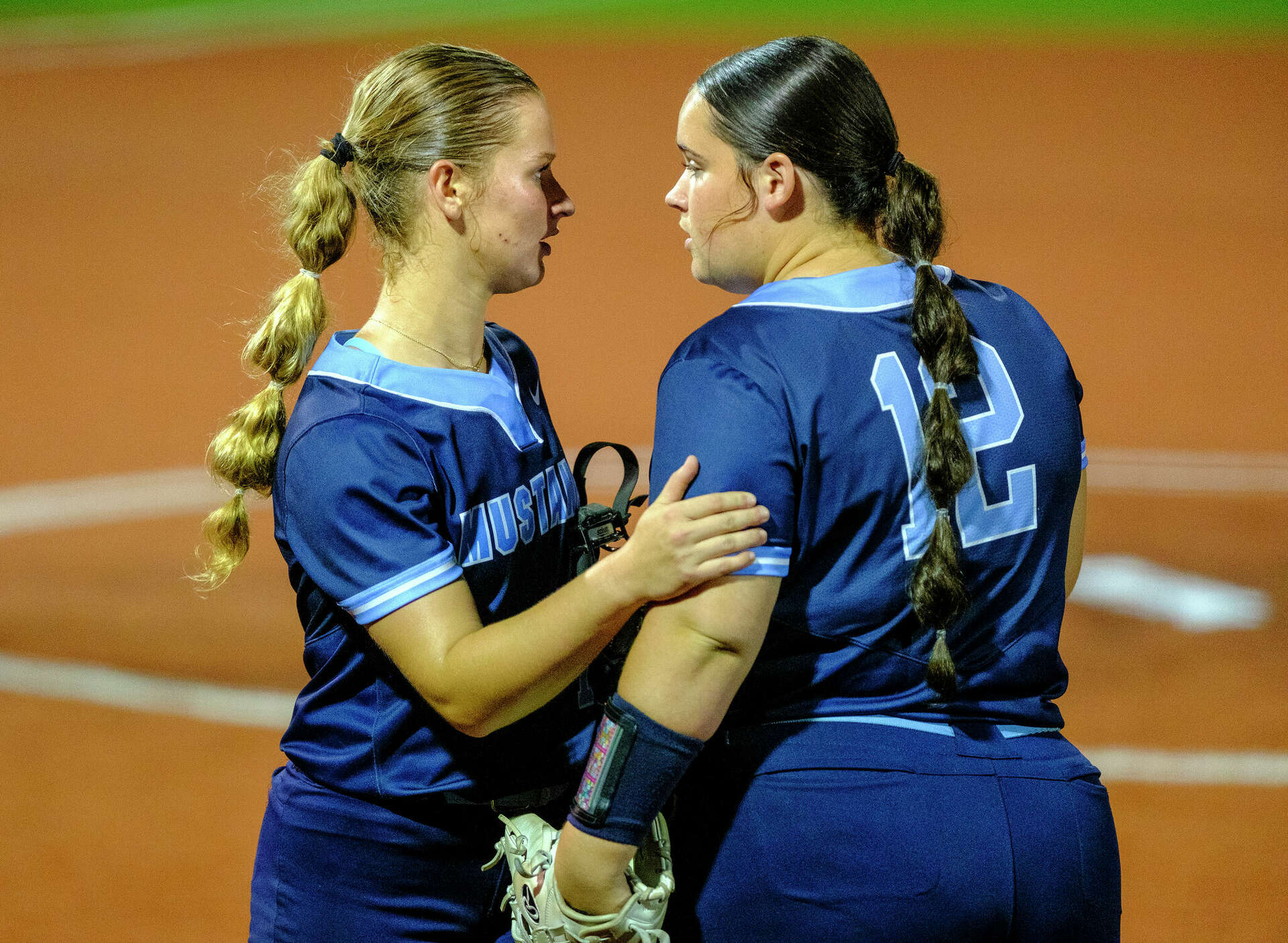 High school softball playoffs: Kingwood loses to Waco Midway