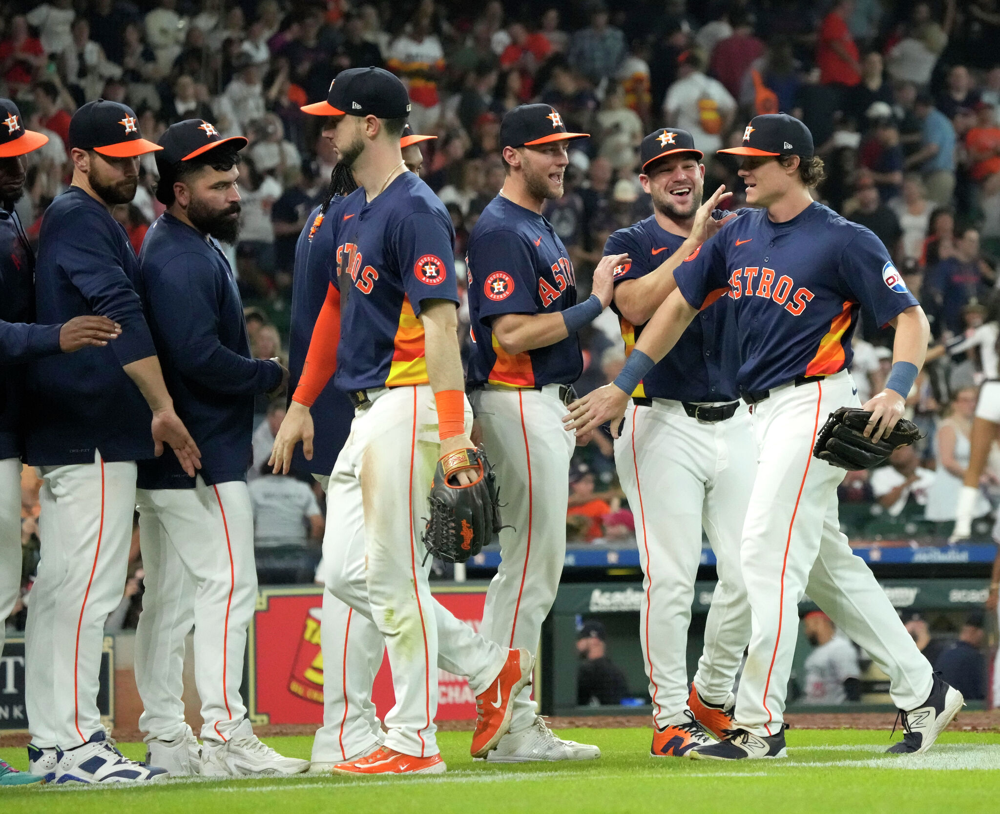 Astros recall Grae Kessinger, Bryan King, place Chas McCormick on IL