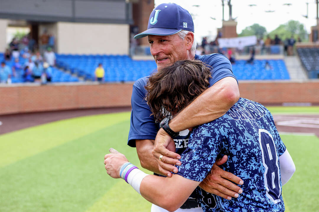 Johnson baseball tops O'Connor in Game 3, advances to state