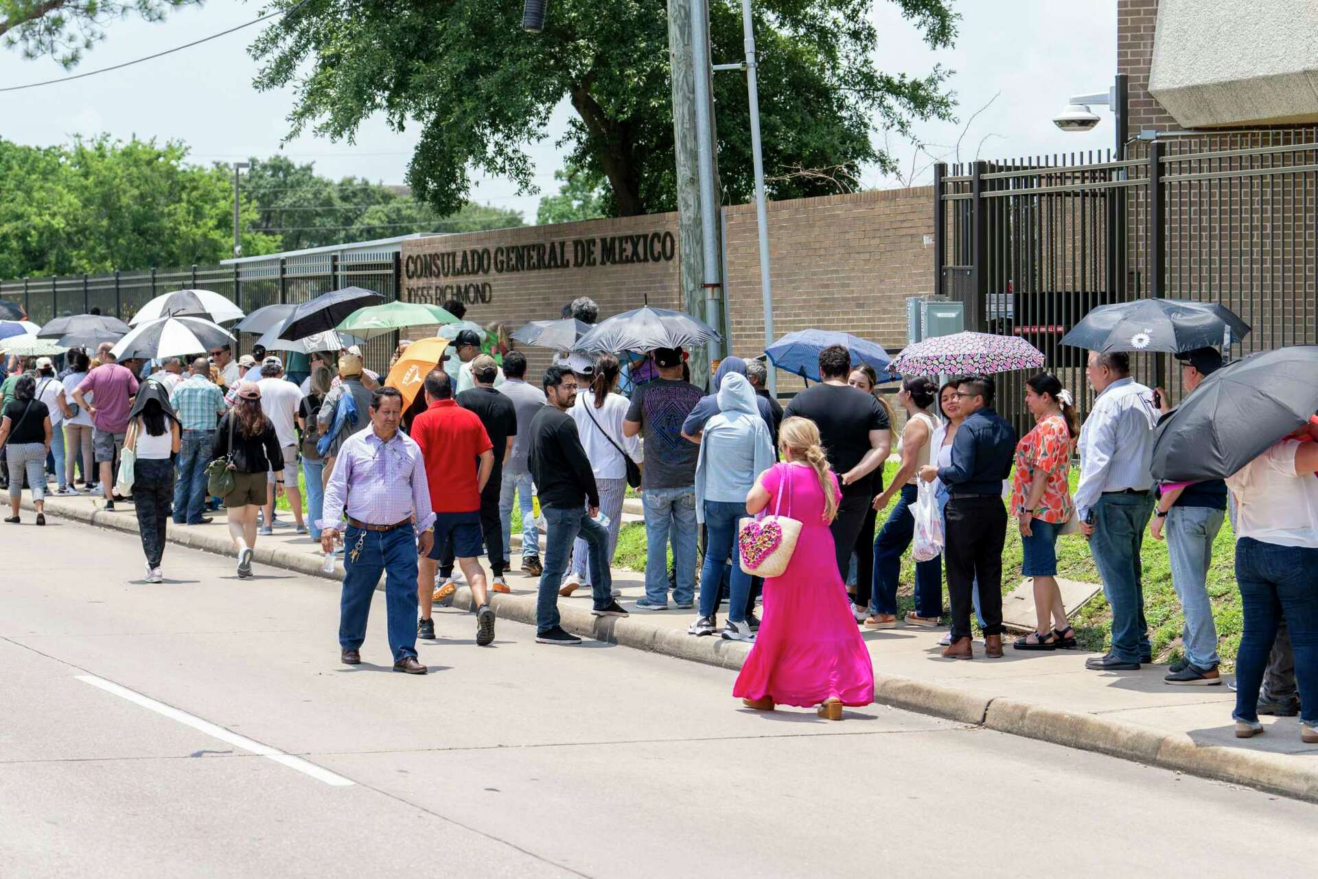 Hundreds denied opportunity to vote at Houston's Mexican consulate