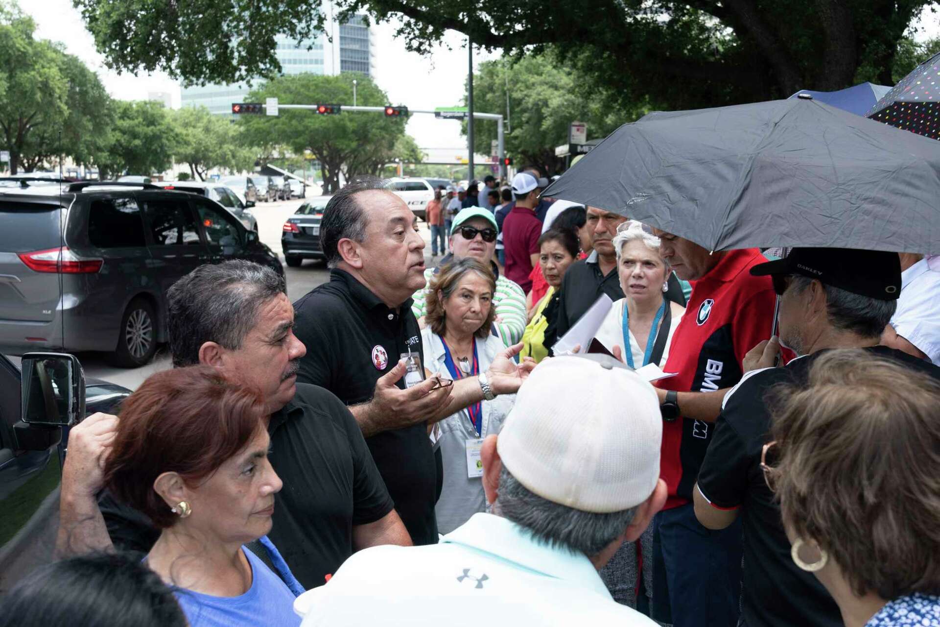 Hundreds denied opportunity to vote at Houston's Mexican consulate