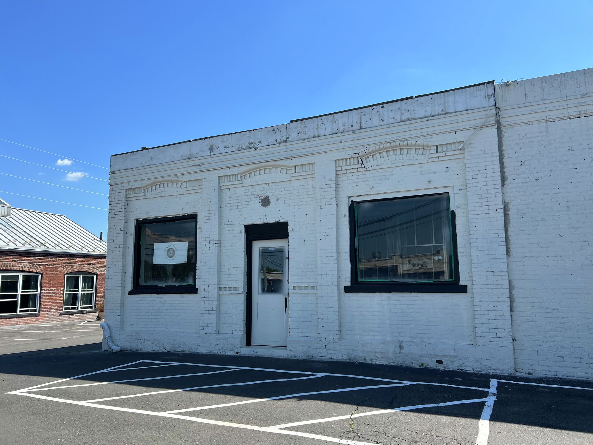 Retro-style candy store opening in West Hartford this summer