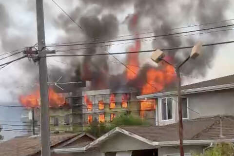 Massive building fire on SF Peninsula triggers evacuations