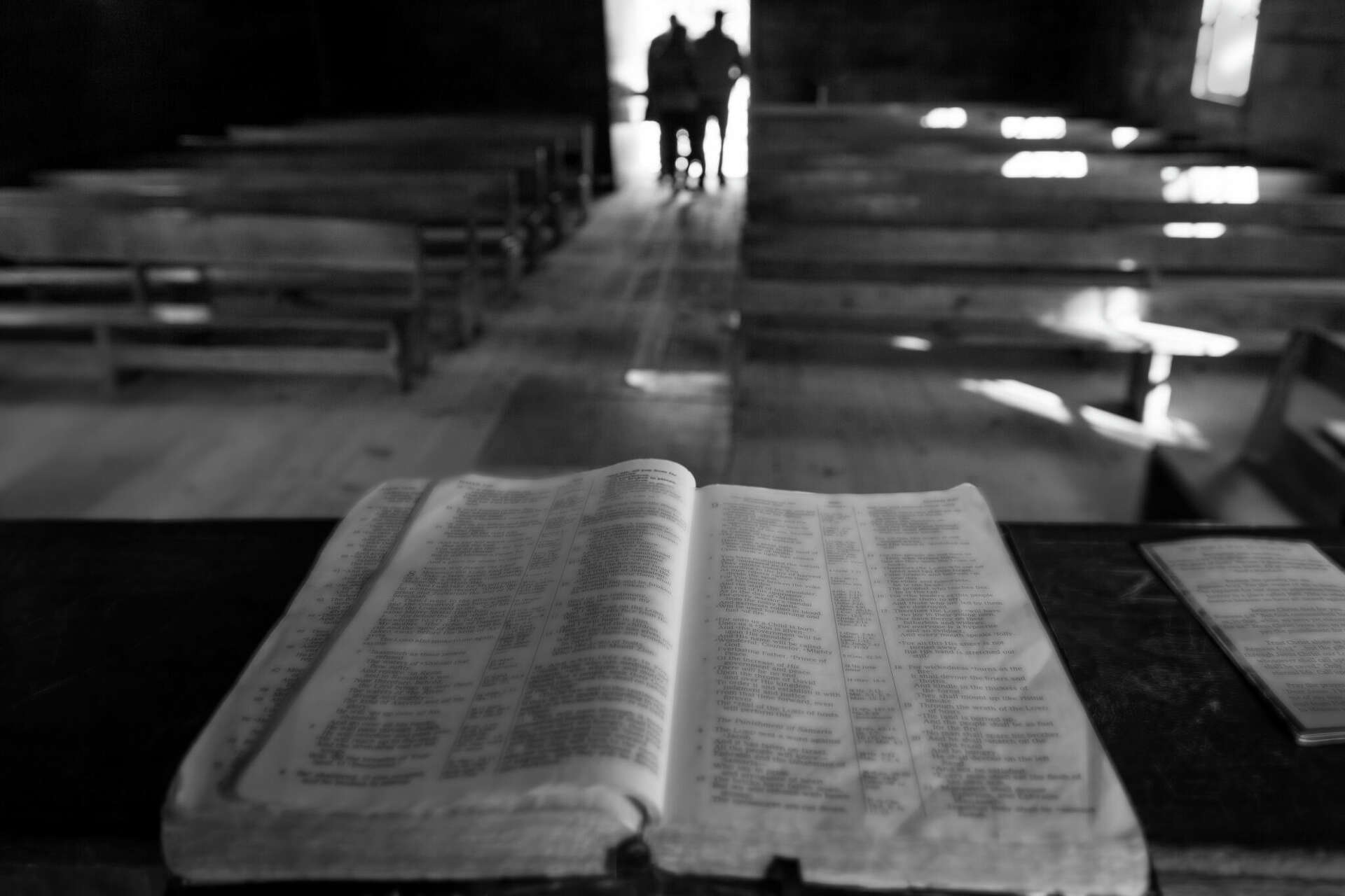 Controversial Texas church now losing 'hundreds' of members