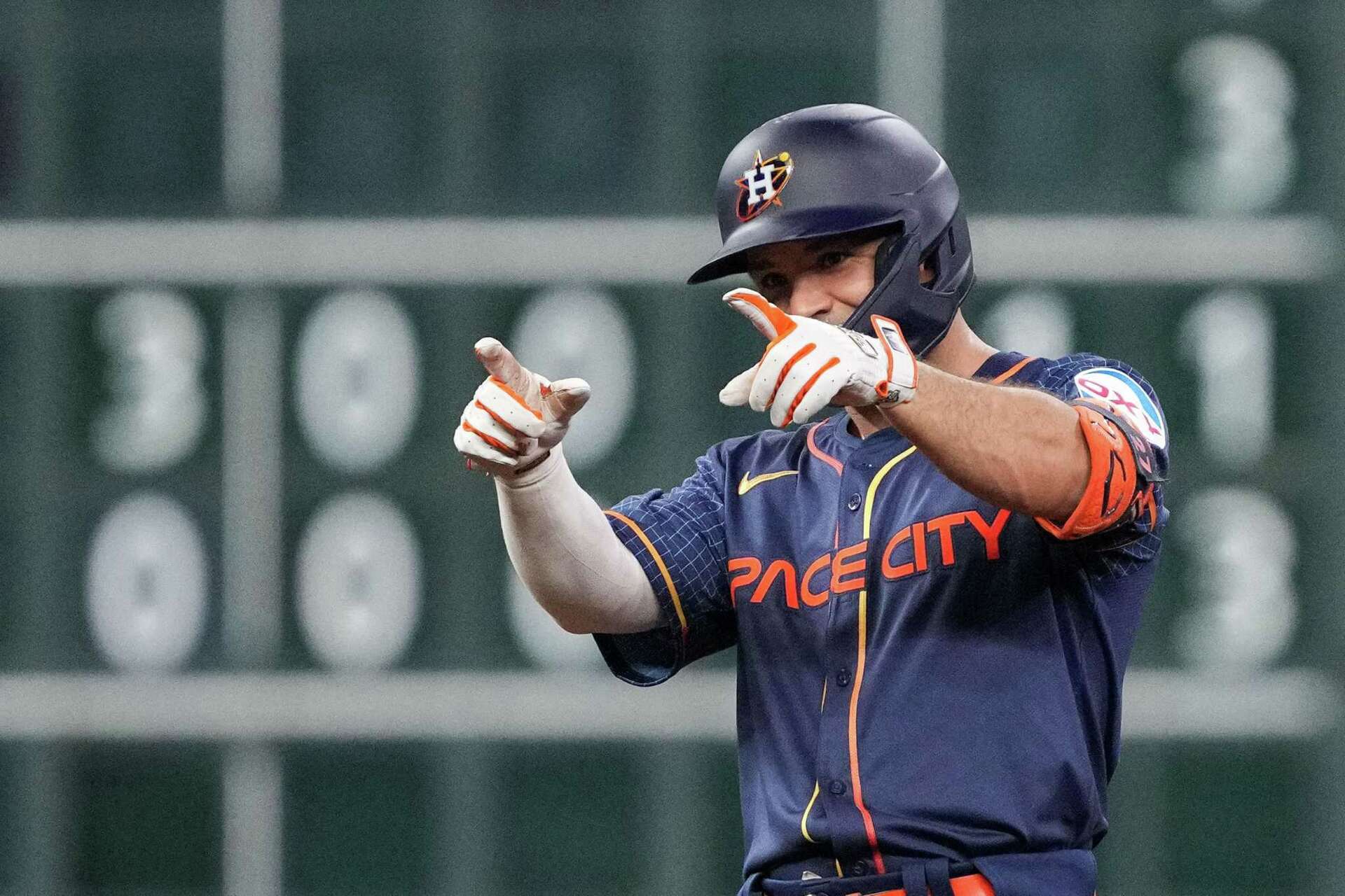 When will Houston Astros reveal their new City Connect uniforms?