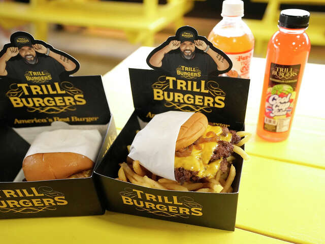 Trill Burger's pop-up at University of Houston draws hundreds