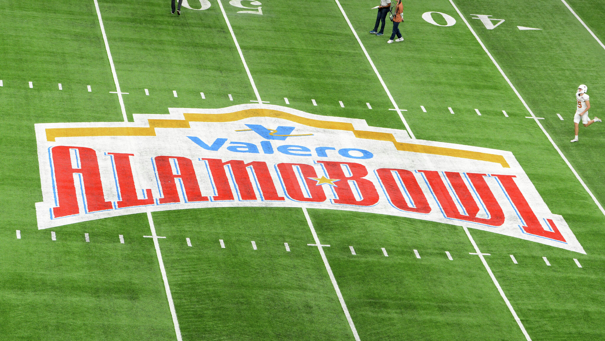 Texas, OU are finally escaping the awful Alamo Bowl