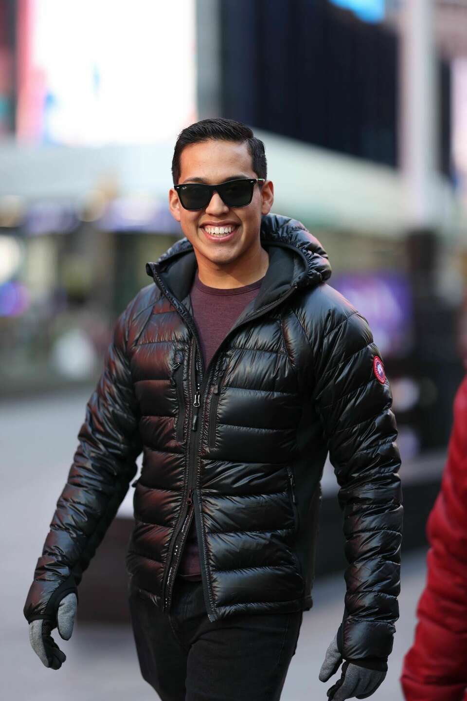 Bull rider Peter De Luna dies in Bandera rodeo accident