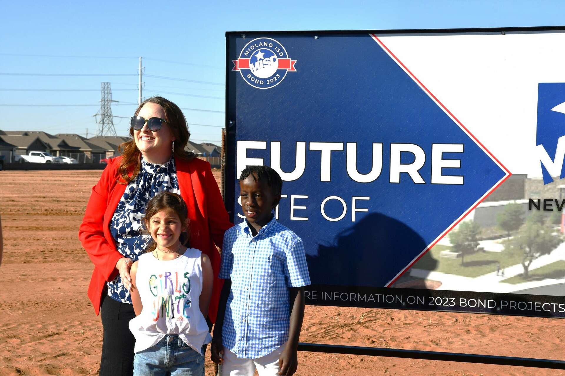 New Midland ISD elementary school in Lone Star Trails breaks ground