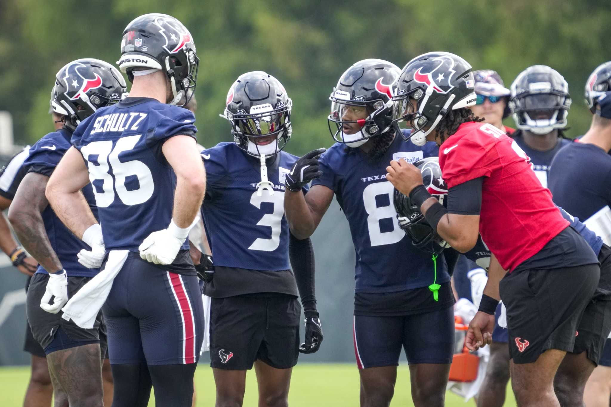 Houston Texans start offseason with 12 receivers on roster