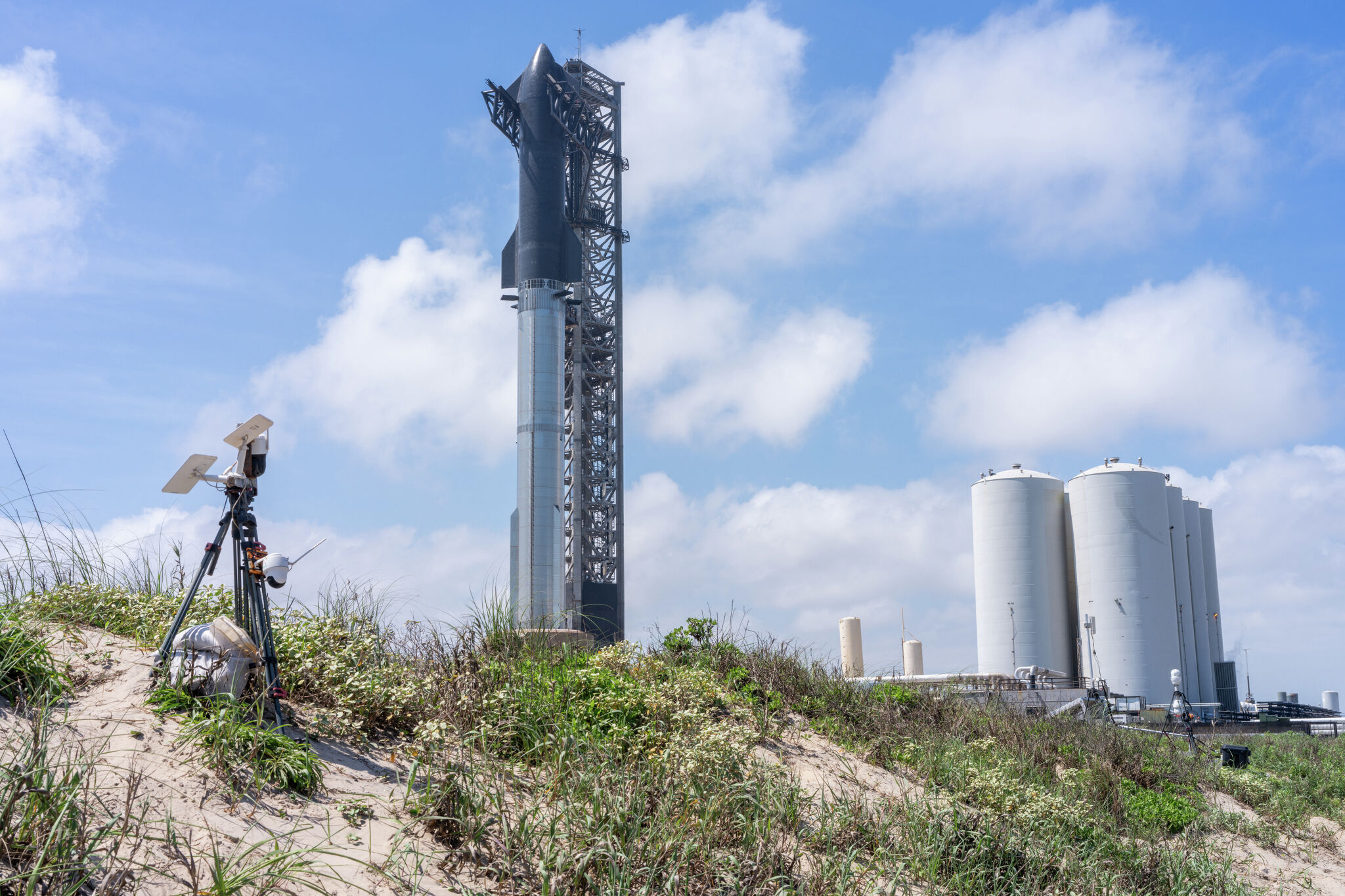 SpaceX announces launch window for fourth Starship test flight