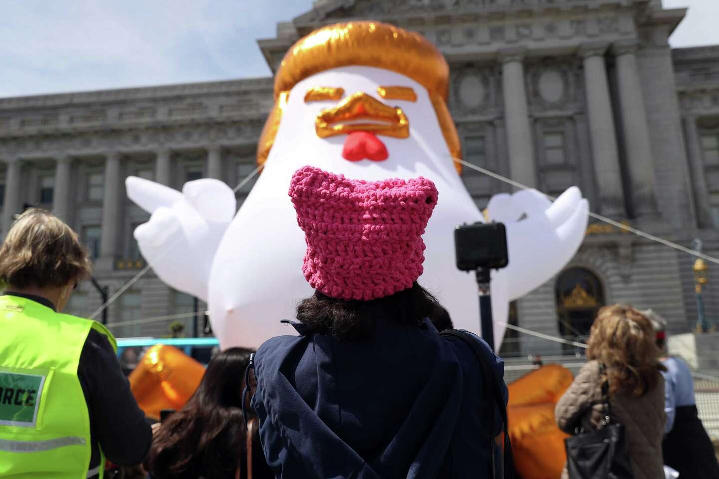 Massive inflatable ‘Trump Chicken’ is back in the SF Bay Area