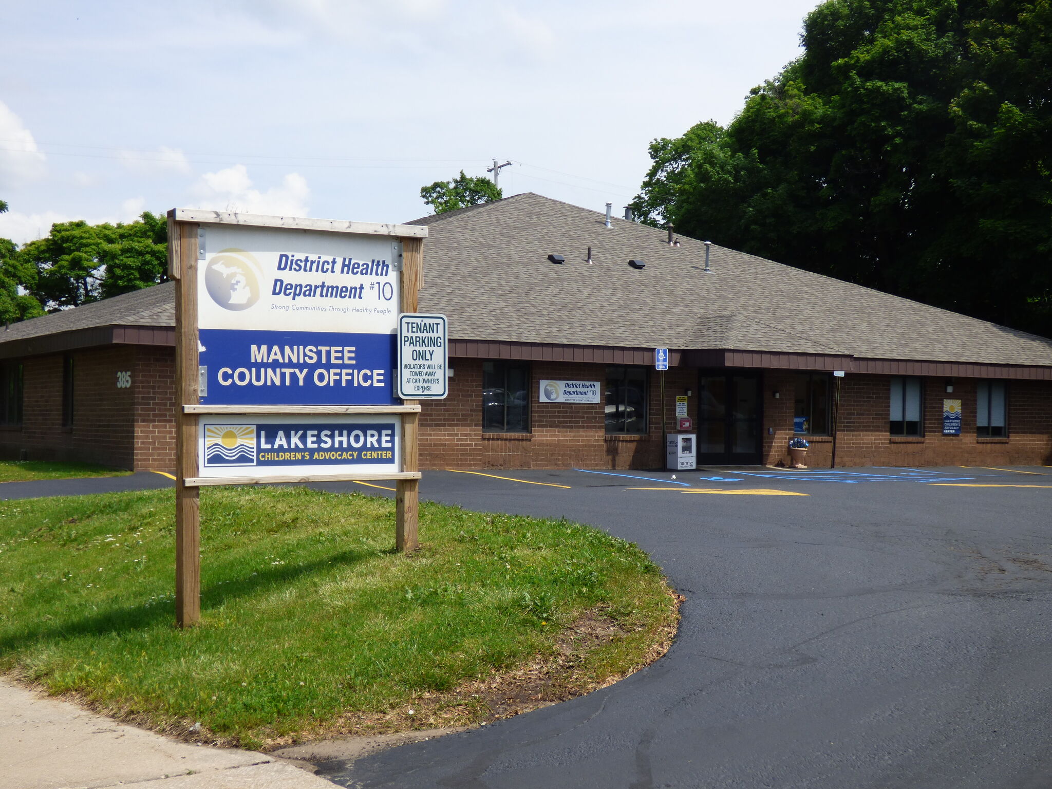 DNR: Michigan bear populations are on the rise