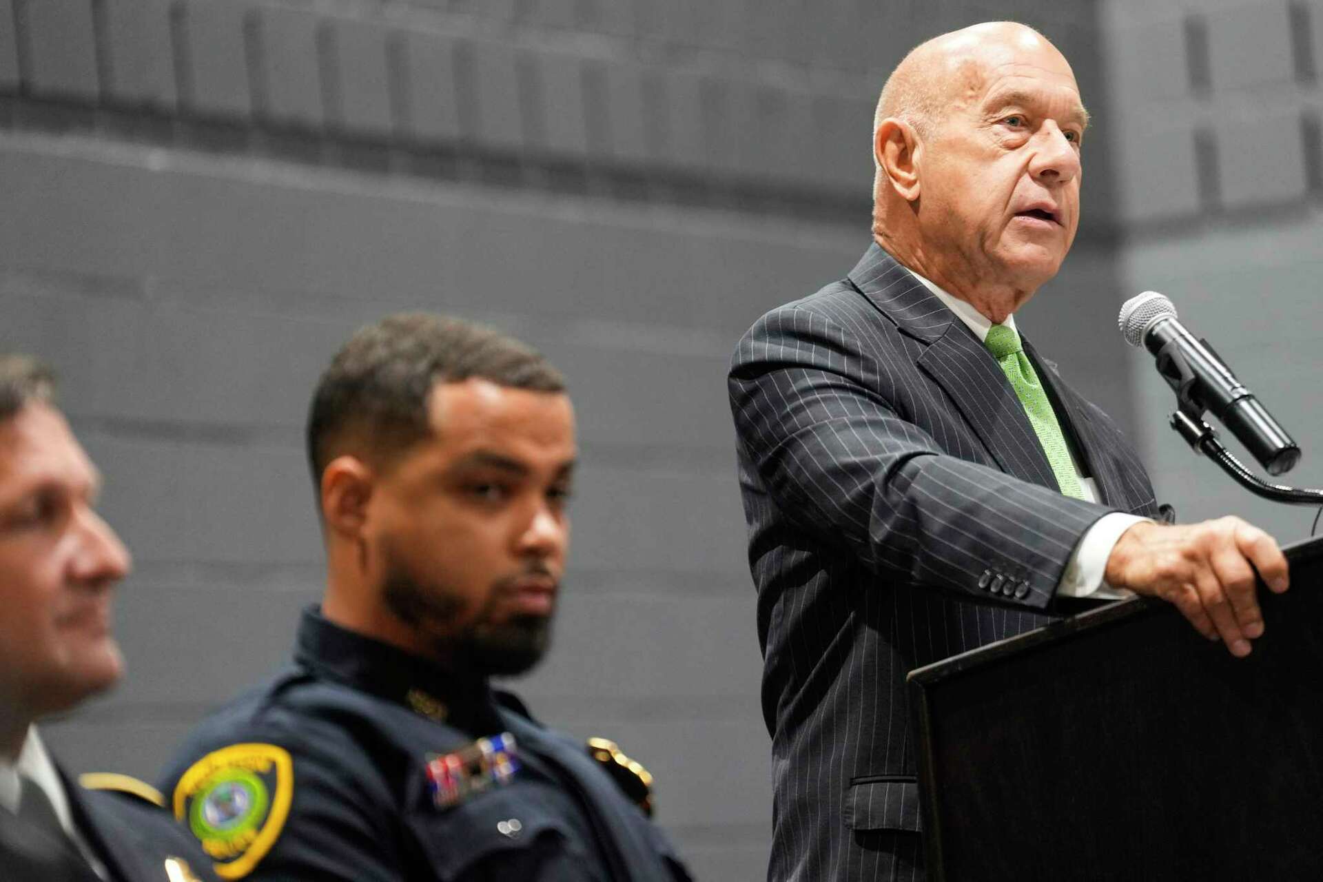 Houston police's suspended cases report coming soon, Whitmire says