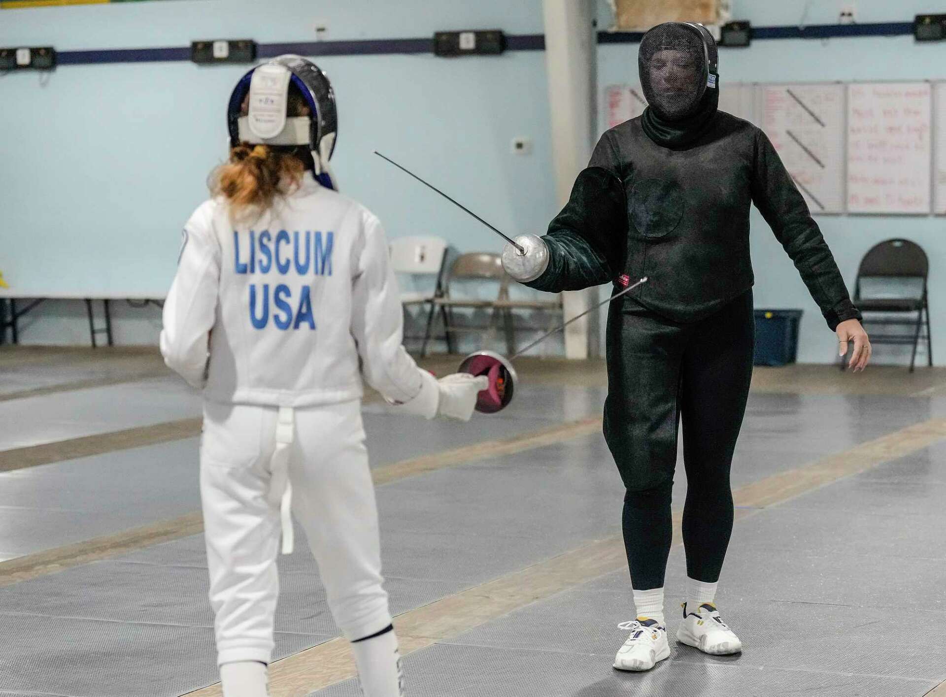 Houston epee coach looks to end U.S. Olympic medal drought