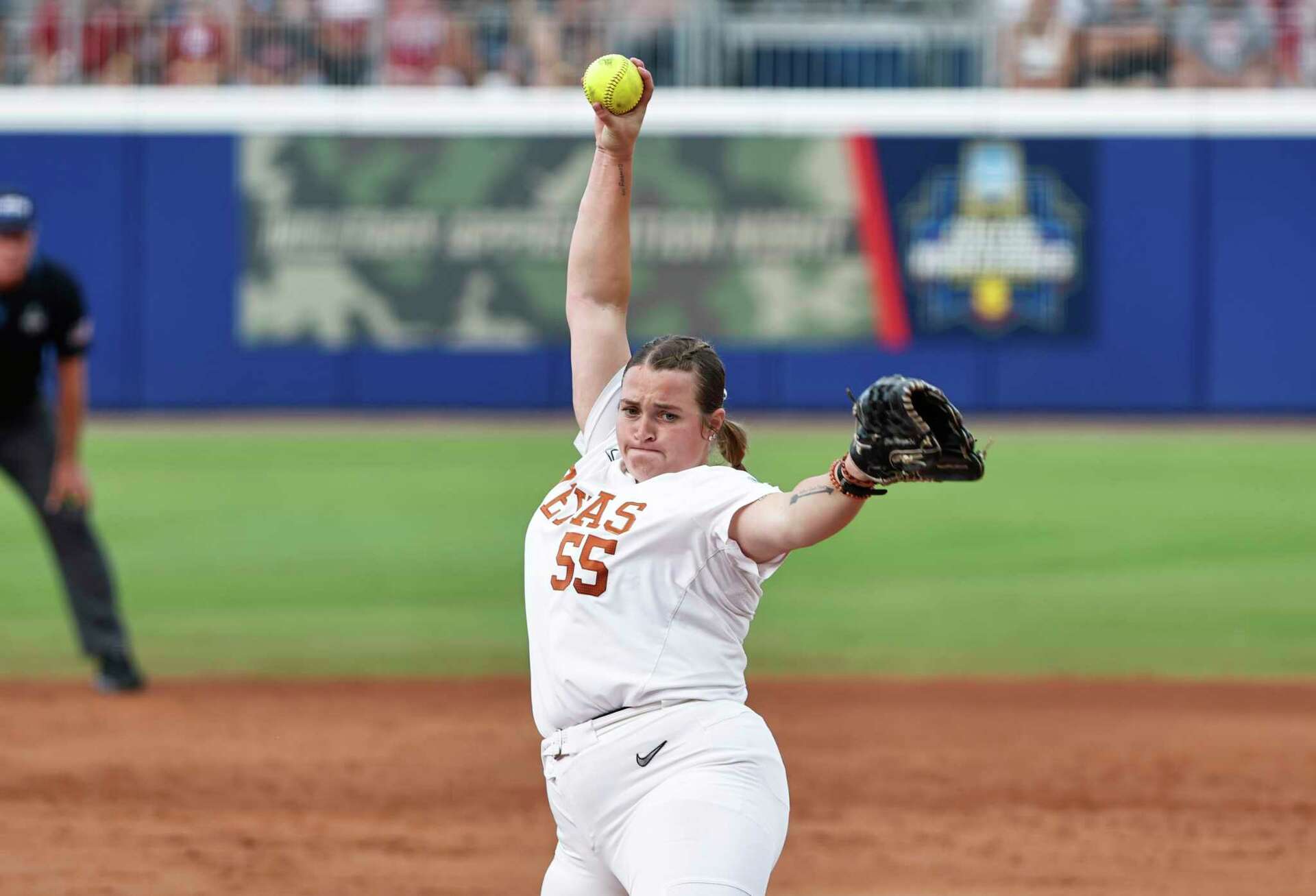 Women's College World Series: OU wins record 4th title in a row