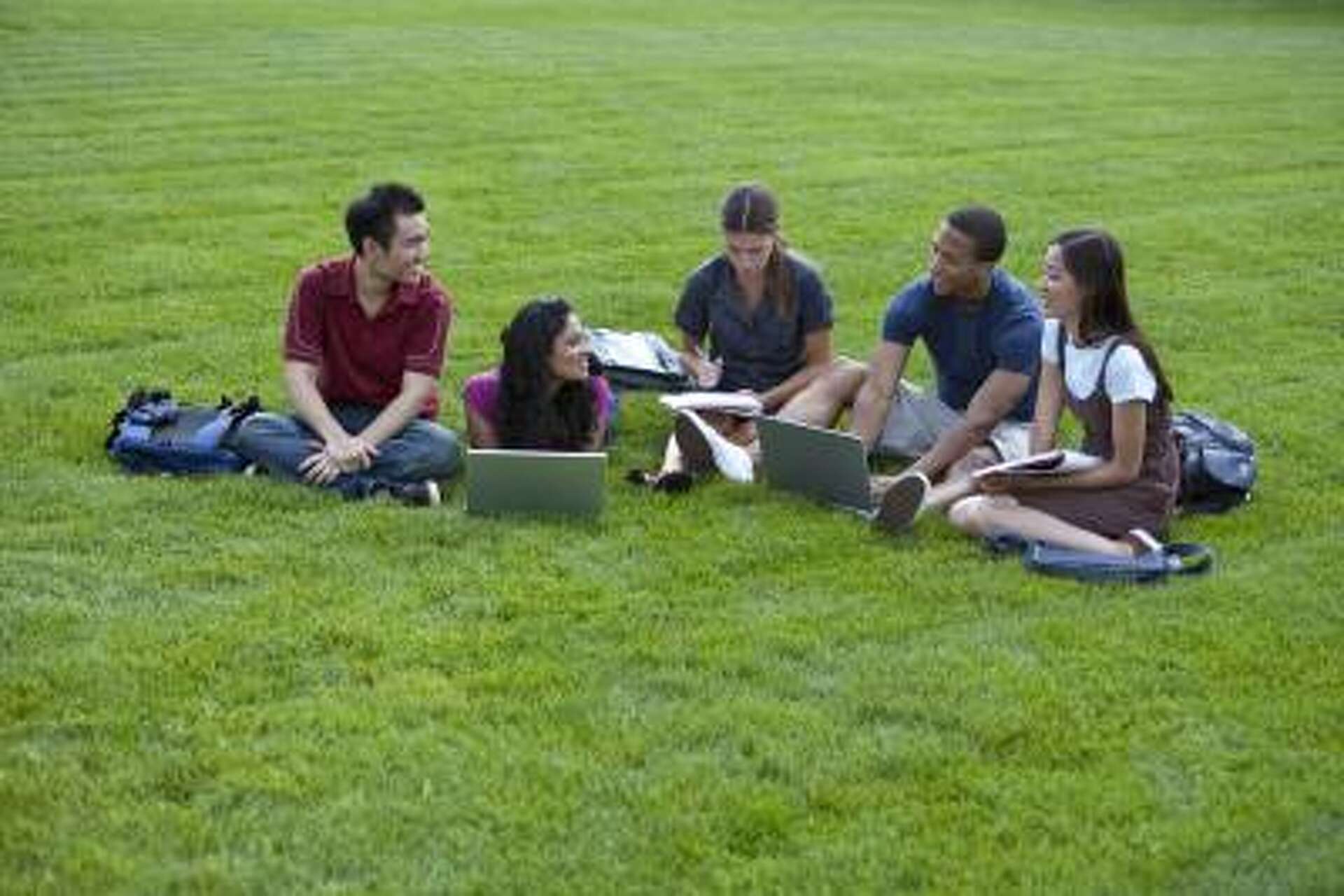 What Are the Benefits of Laptops for Students?