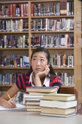 How to Take Notes From a Social Studies Textbook