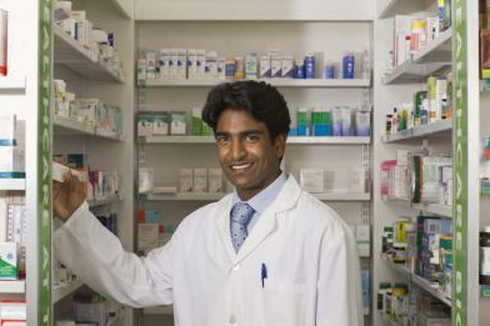 What Math Courses Do You Have to Take to Be a Pharmacist?