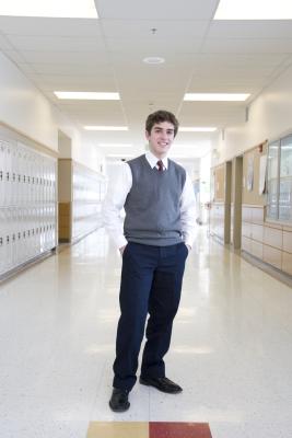 Reasons Why Schools Should or Shouldn't Use Uniforms