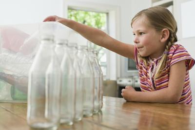 What Temperature Does Glass Melt at to Recycle?