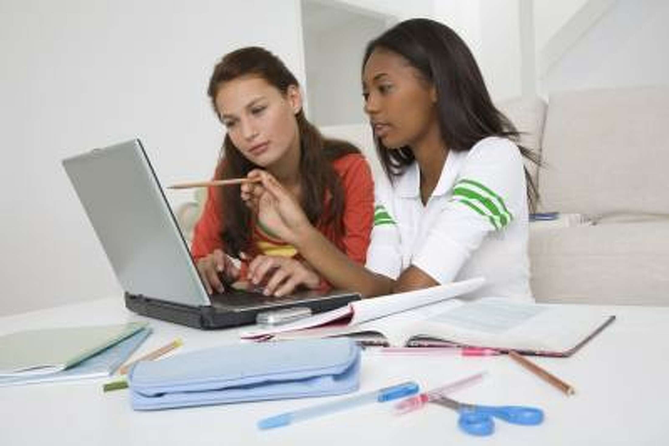 Compare and Contrast Online Vs. Classroom Instruction